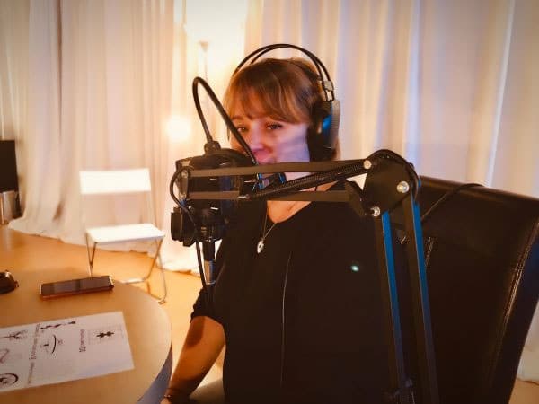 Mind The Gap - Kim I Plyler